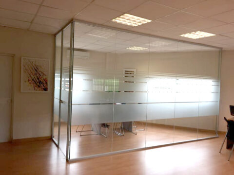 Instalación de mamparas - Mamparas, Tabiques y Suelos